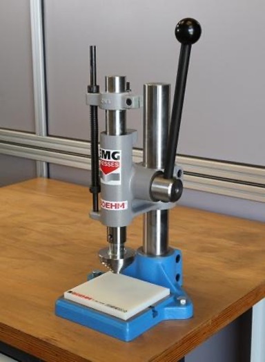 Manual circular die-cutting press